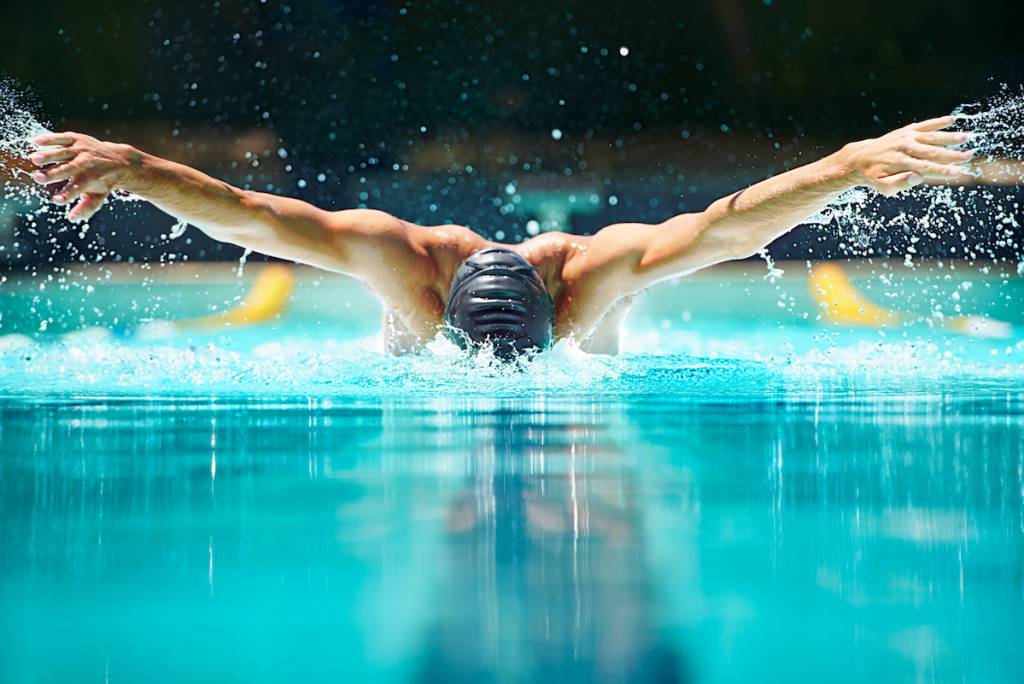 What’s the fastest swimming stroke? | 220 Triathlon
