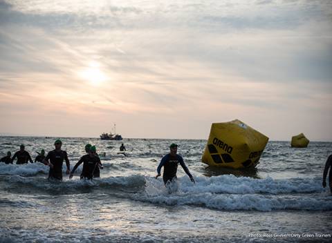 How to swim in choppy water | 220 Triathlon