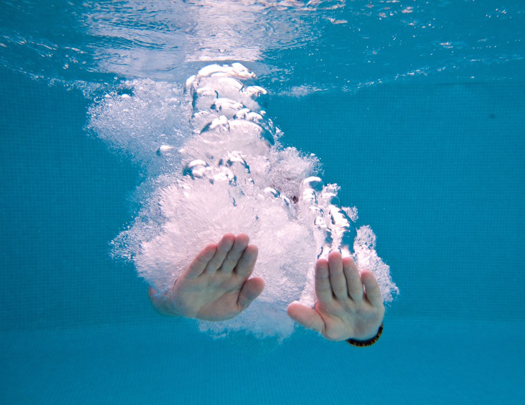 How to improve your feel for the water | 220 Triathlon