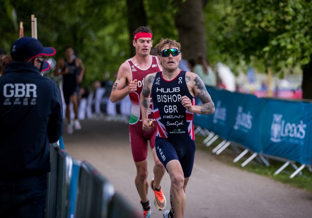 Tom Bishop on racing Leeds WTCS | 220 Triathlon