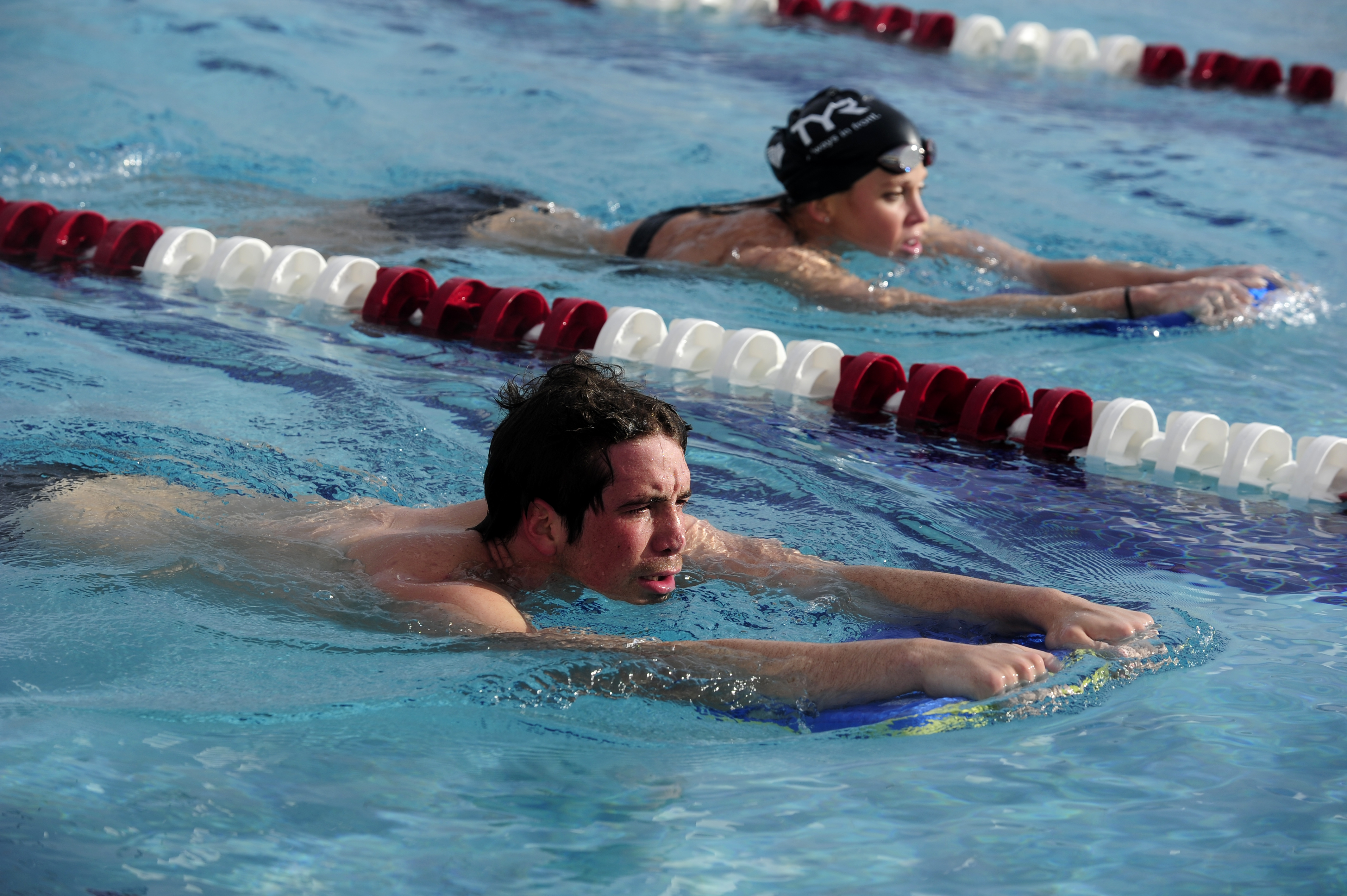 How to use a kickboard to improve your swim technique | 220 Triathlon