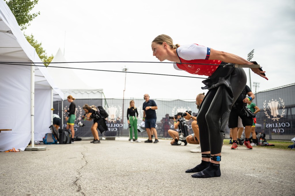 Simple land exercises to improve your swim pull | 220 Triathlon