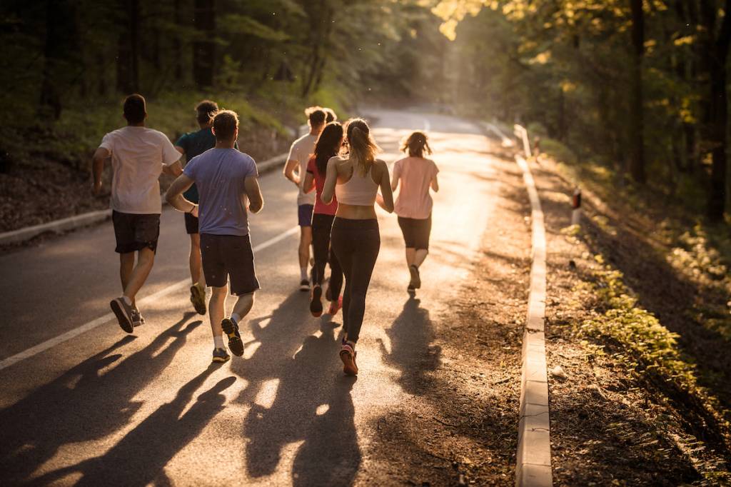 What's the average human running speed? | 220 Triathlon