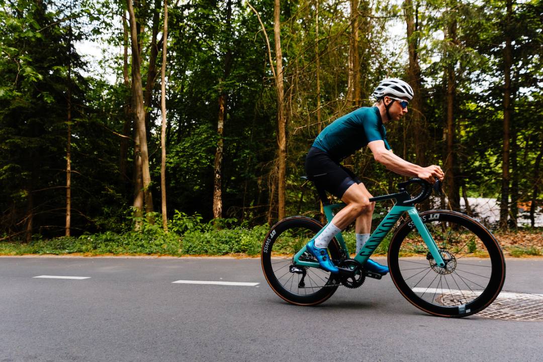 How can I increase my cycling speed? | 220 Triathlon