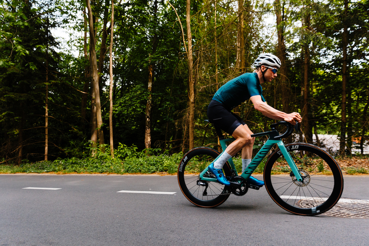 How can I increase my cycling speed? | 220 Triathlon