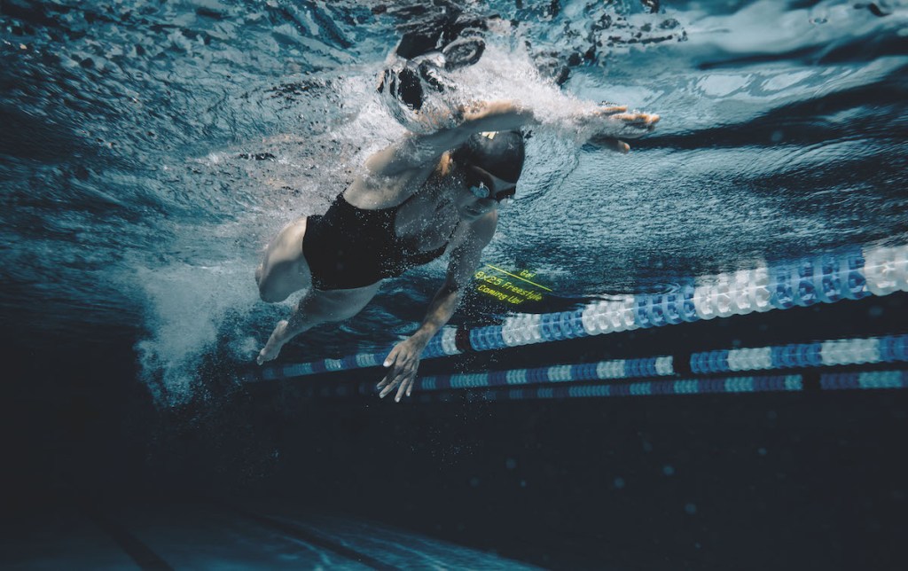 How to use heart rate in your swim training | 220 Triathlon
