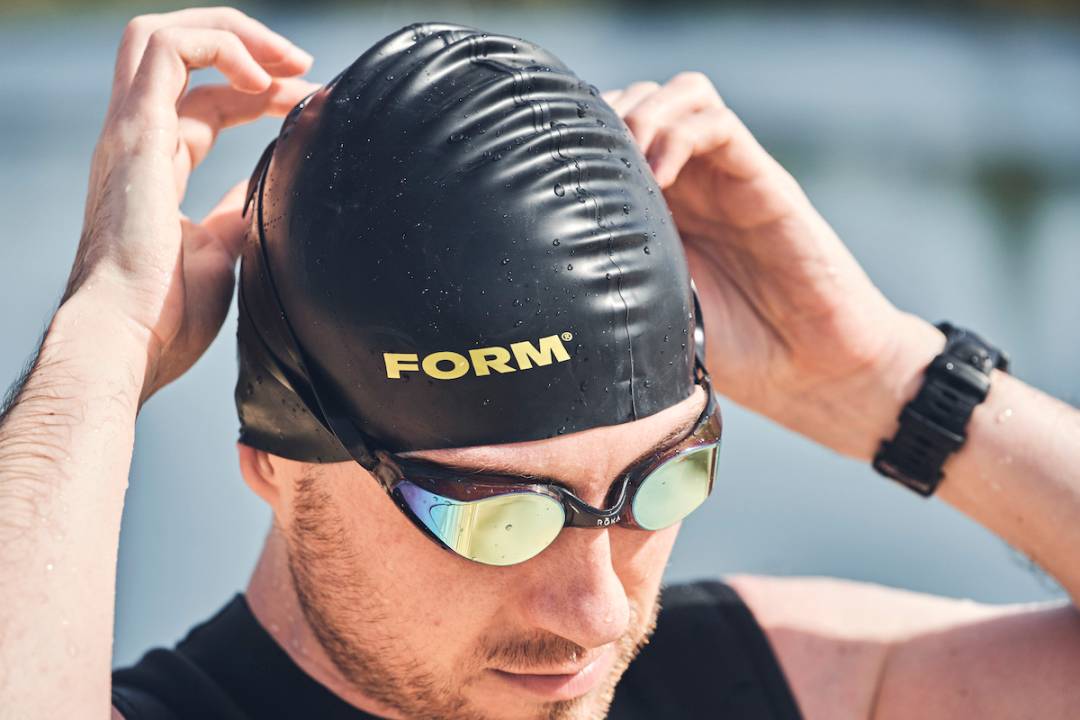 Swimming goggles: how should they fit and how tight should they be ...