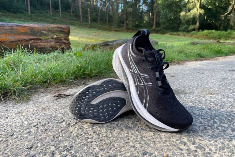 Asics Gel-Nimbus 26 review | 220 Triathlon