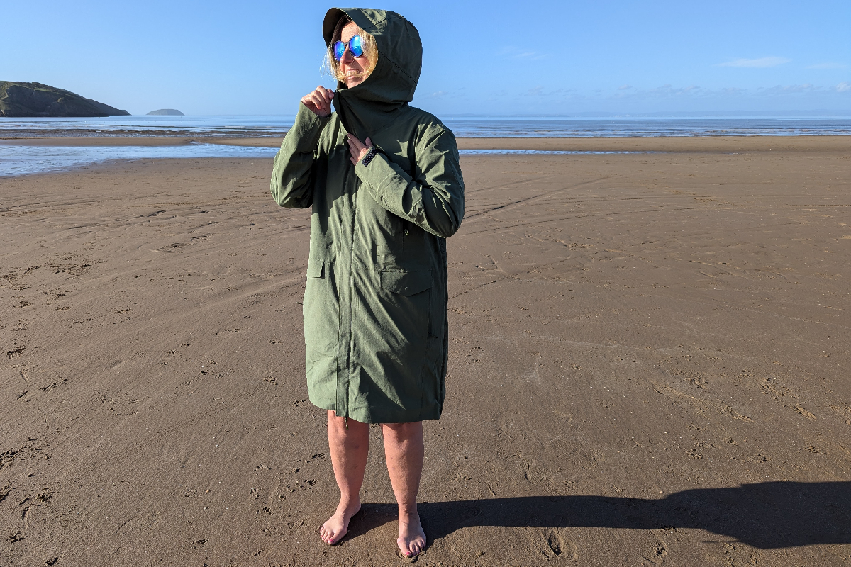 19 Dryrobe alternatives for outdoor swims and watersports | 220 Triathlon