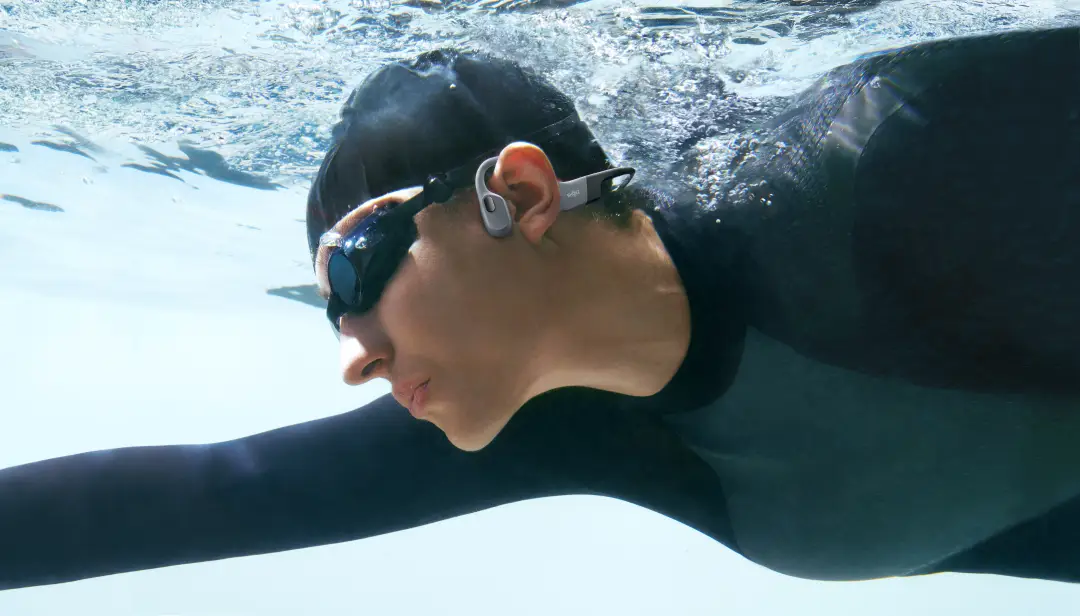 Best swimming headphones: 6 fully waterproof options | 220 Triathlon